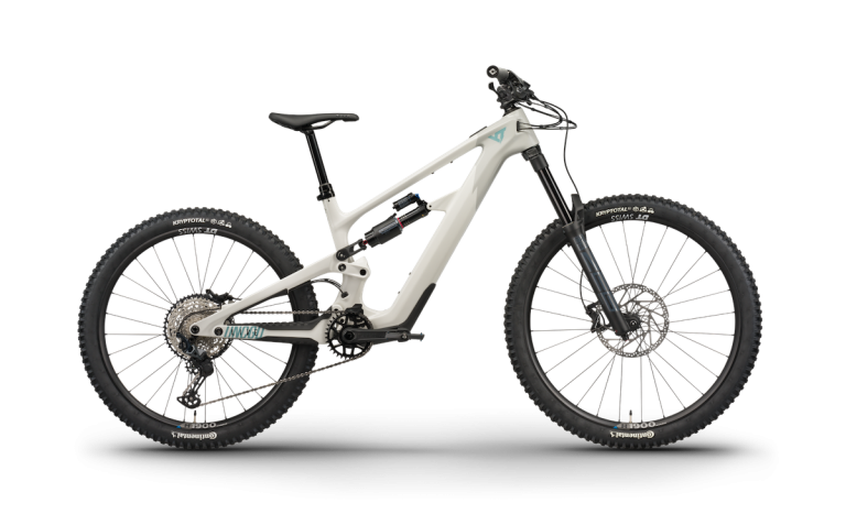 First test and all information about the new Light E-MTB: YT Decoy SN ...