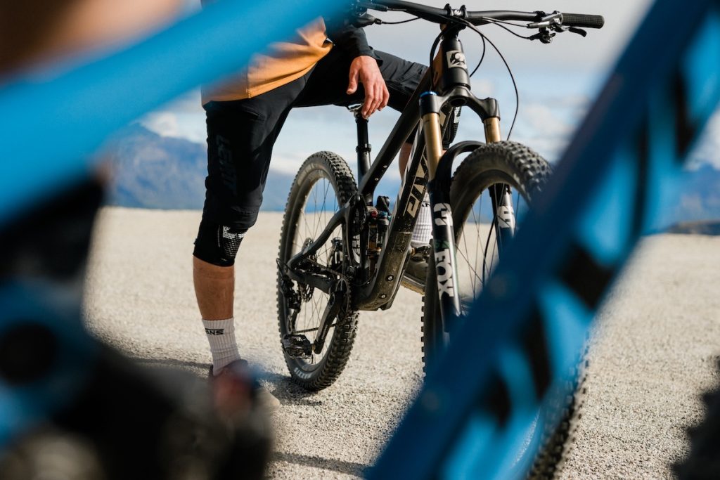 Pivot Switchblade for ultimate MTB experiences - Velomotion