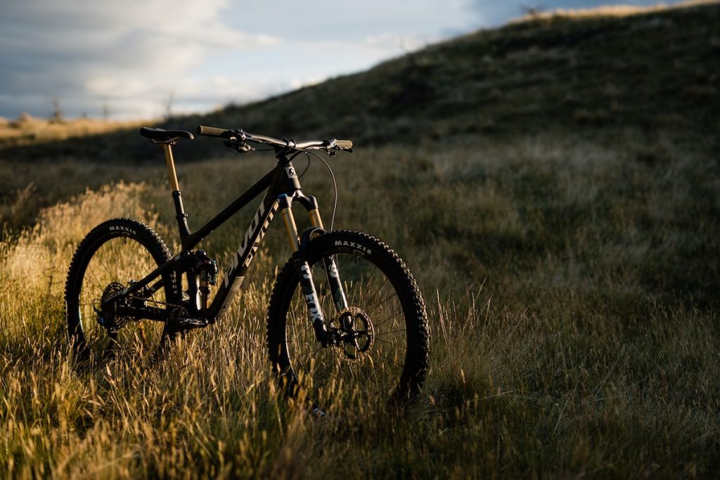 Pivot Switchblade for ultimate MTB experiences - Velomotion