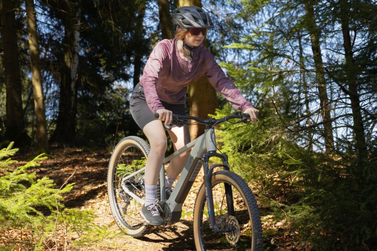 Lidl E-MTB Crivit Peak 709 in de test: Prijs-kwaliteitverhouding hit ...