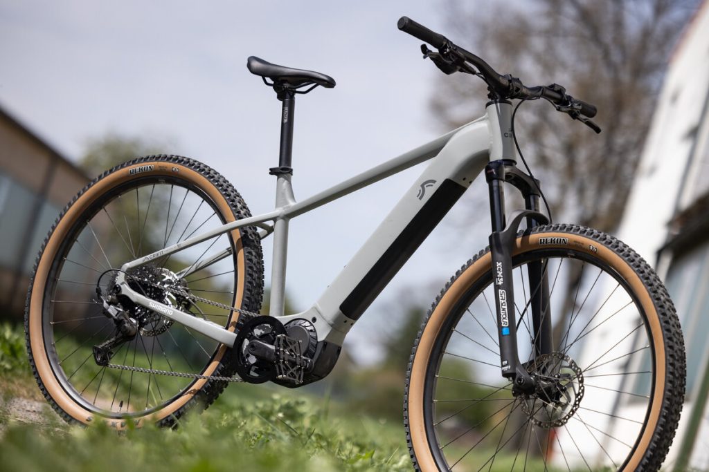 Test du Lidl E-MTB Crivit Peak 709 : un rapport qualité-prix imbattable ...