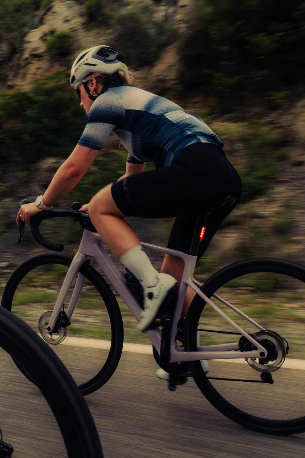 The new Scott Addict Long Ride Ready with a touch of performance ...