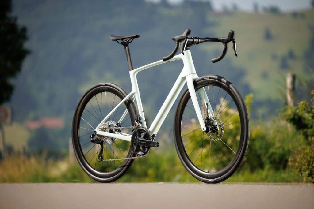 The new Scott Addict Long Ride Ready with a touch of performance ...