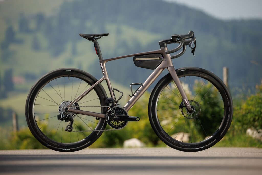 The new Scott Addict Long Ride Ready with a touch of performance ...