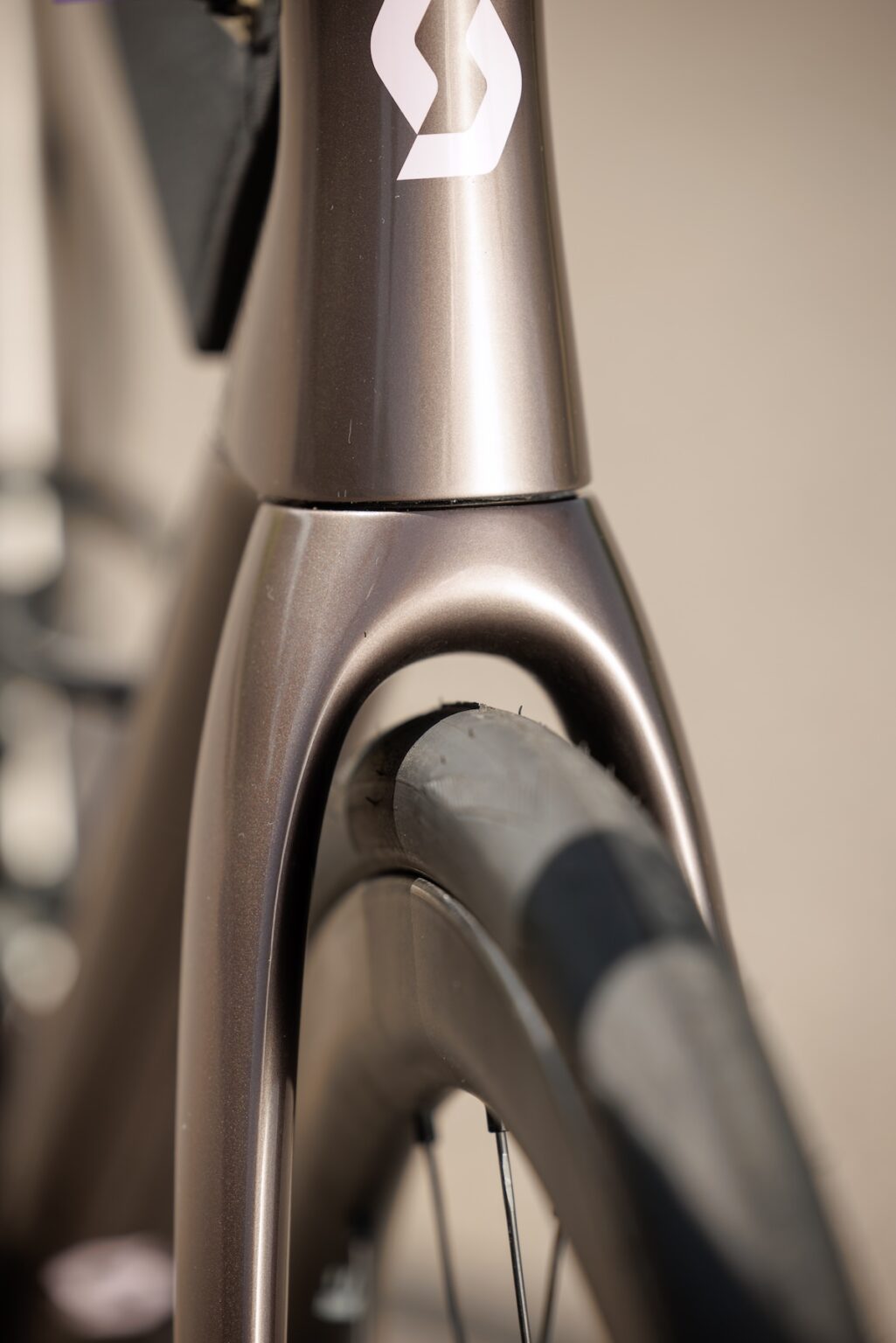 The new Scott Addict Long Ride Ready with a touch of performance ...
