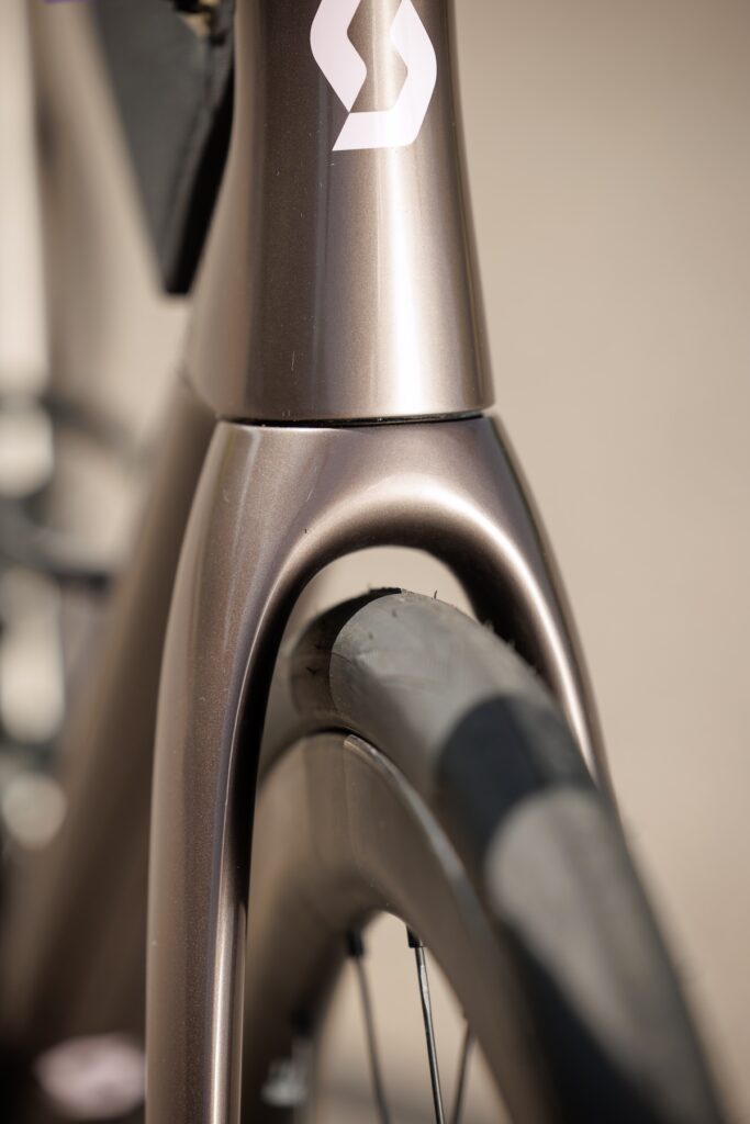 The new Scott Addict Long Ride Ready with a touch of performance ...