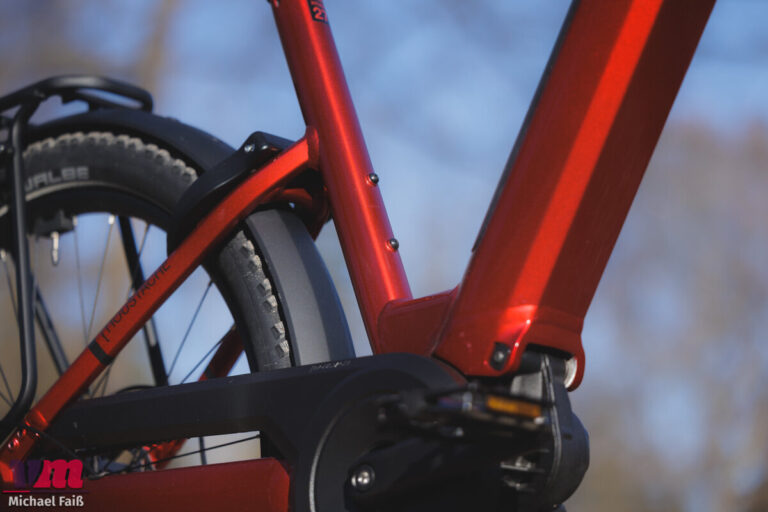 Moustache Xroad review: Versatile companion for everyday life and ...