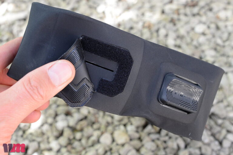 Lightweight and quick-to-mount luggage carrier system: Bikepacking bags ...