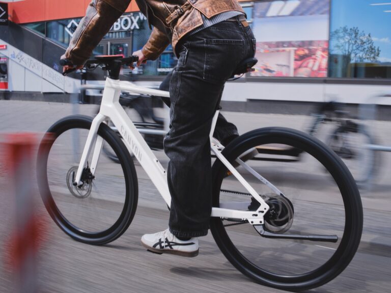 Information about the first Bosch Hub Line hub motor - Velomotion