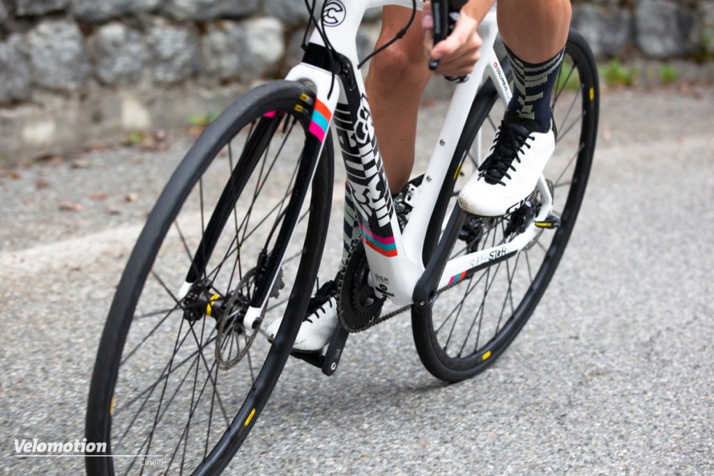Cinelli Superstar and Superstar Disc: New carbon racers between ...