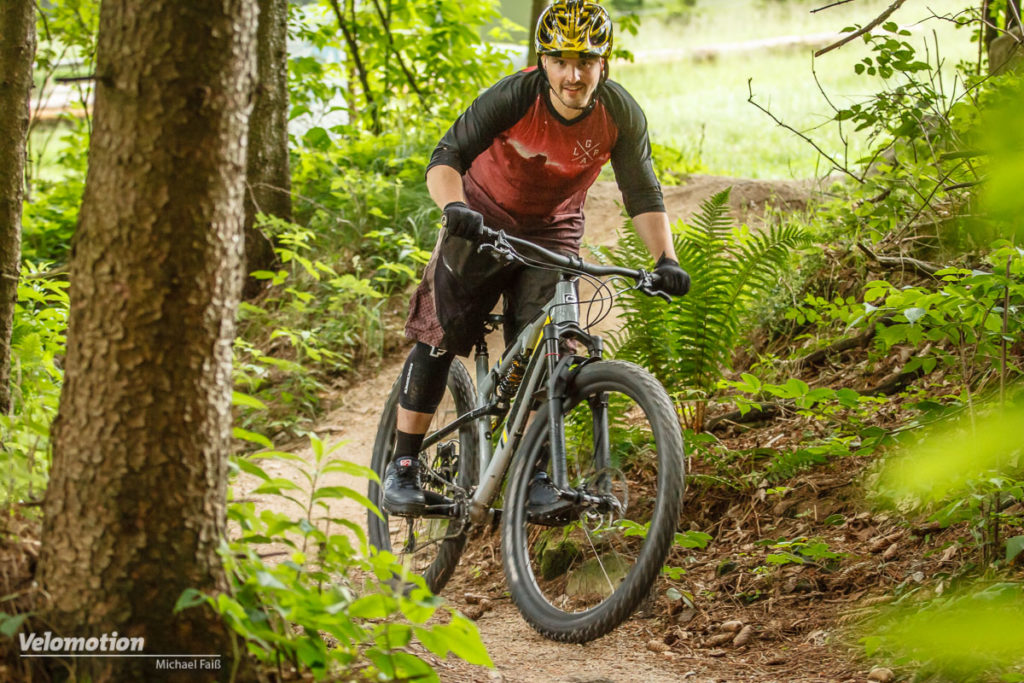 Test: Drössiger Mo'Flow: more travel = more flow? - Velomotion