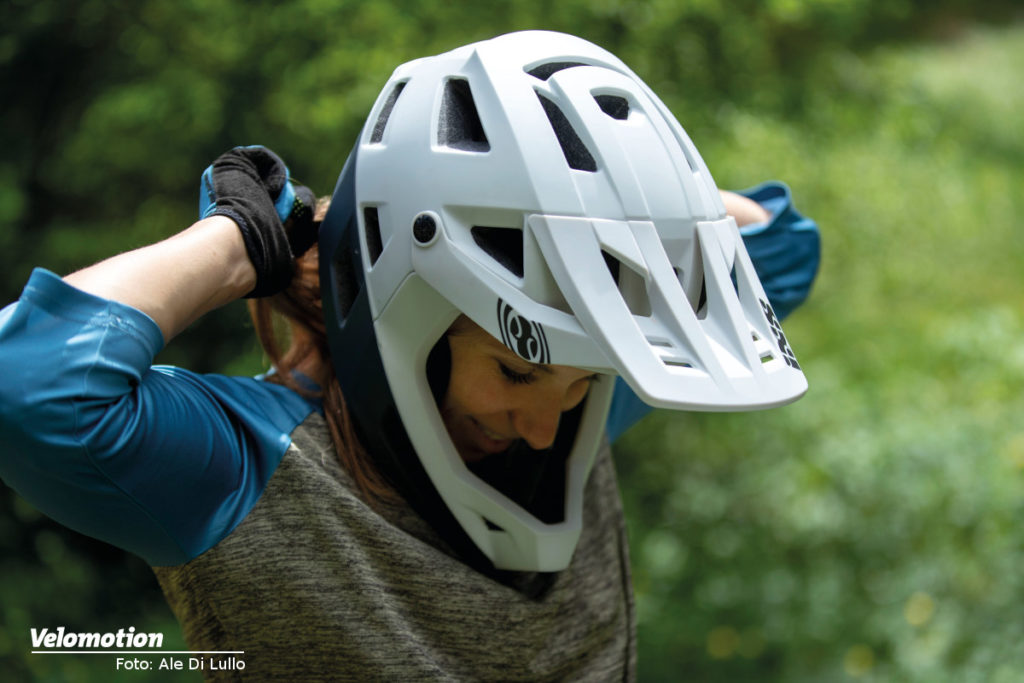 iXS presenteert Trigger FF Nieuwe integraalhelm voor Enduro en Trail ...