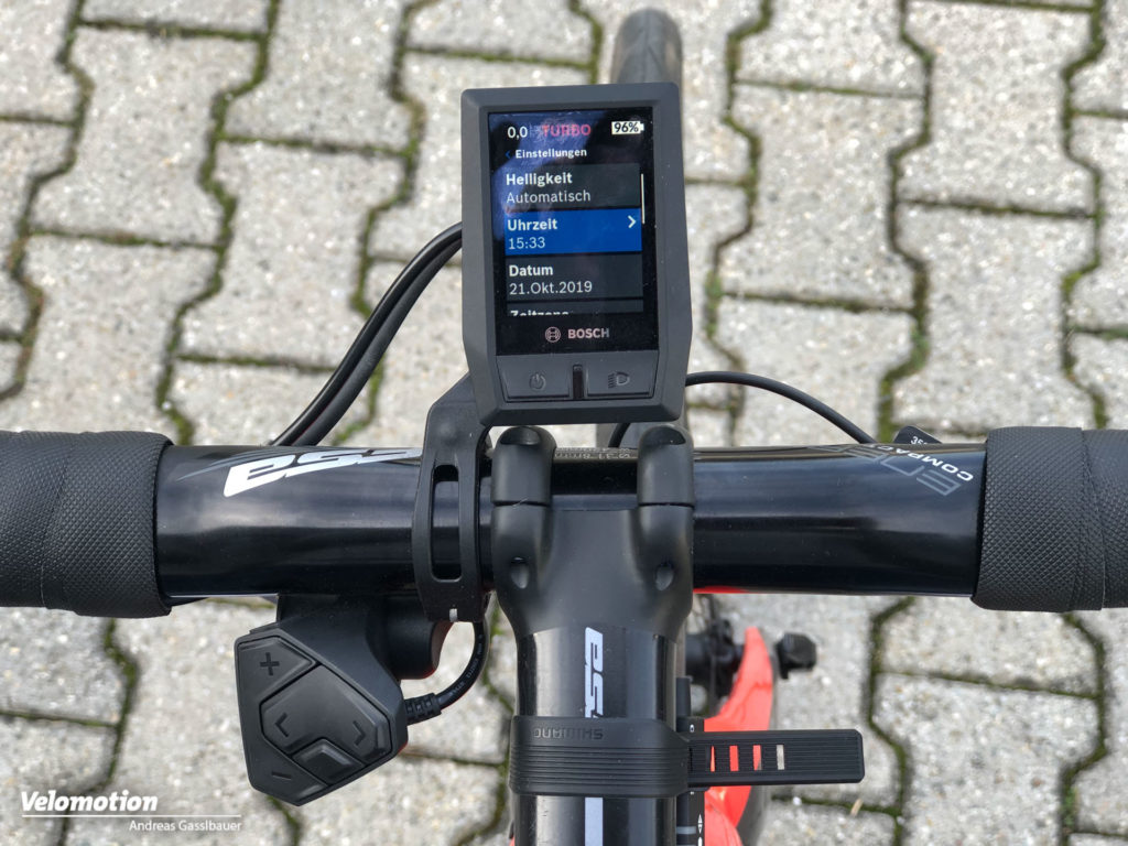 Time change on the e-bike: step by step Who turned the clock? - Velomotion