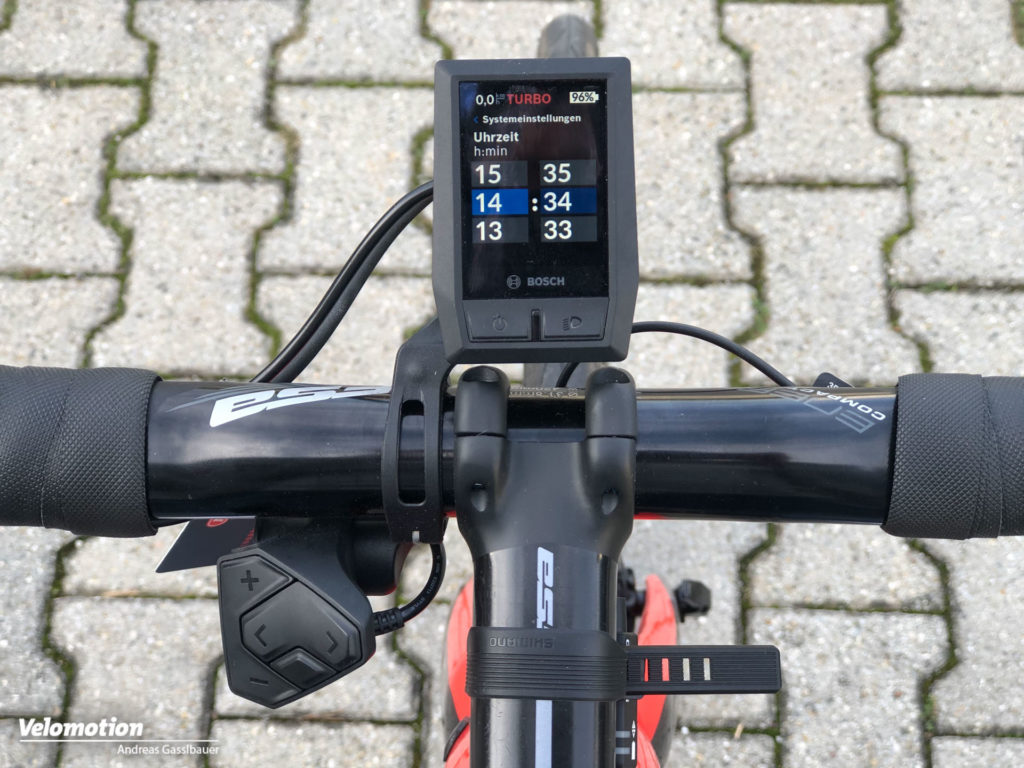 Time change on the e-bike: step by step Who turned the clock? - Velomotion