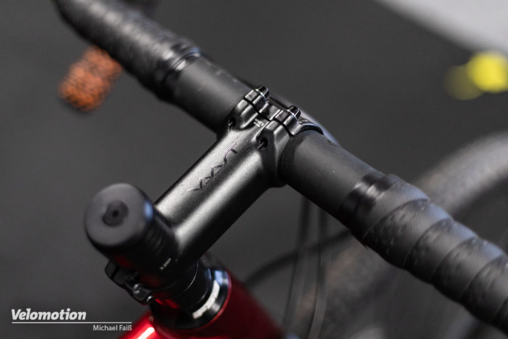 Vaast A/1 Gravelbike review Fast magnesium gravel bike - Sustainable ...