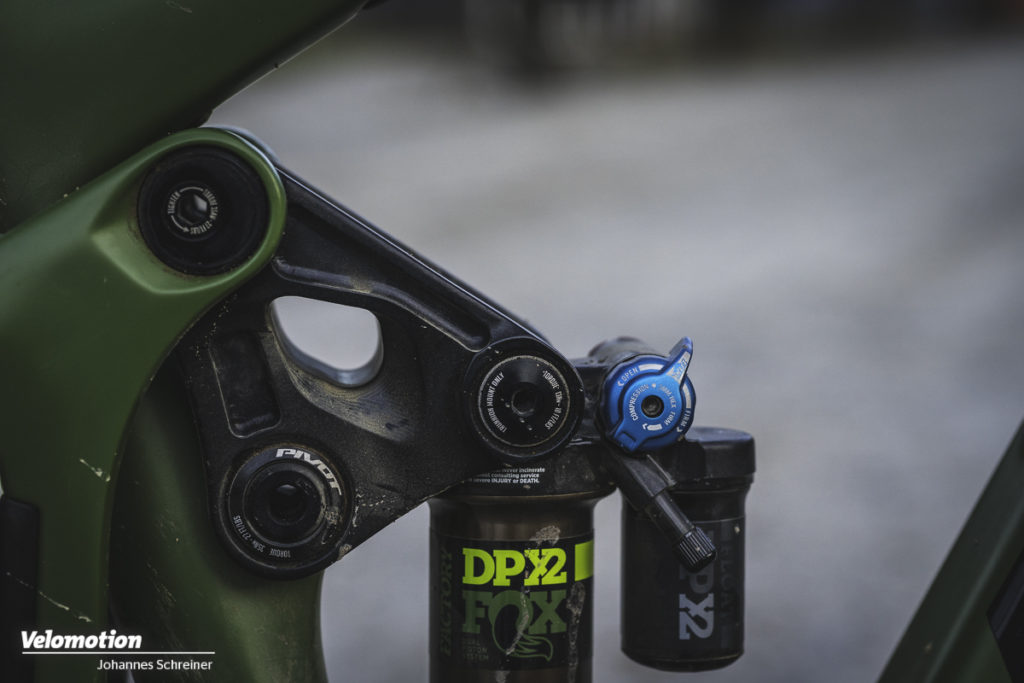 Pivot Switchblade Pro XT/XTR 29" 2020 camouflage trail weapon test ...