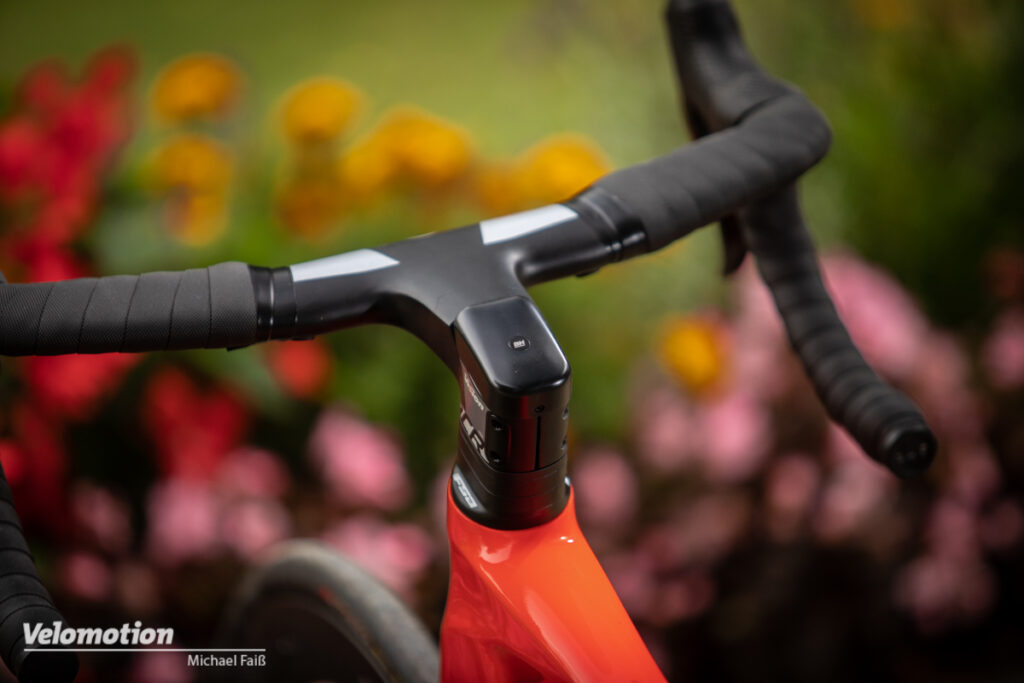 BH Core Carbon Lightweight e-racer for even more driving fun - Velomotion