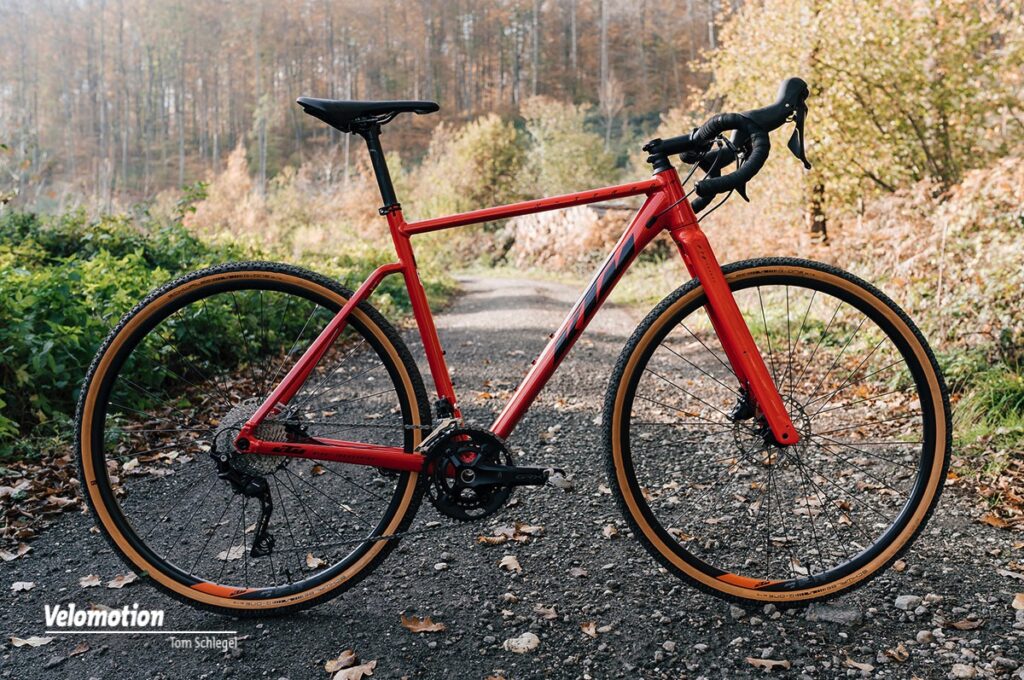 KTM X-Strada 720 – comfortable gravel bike in test – Velomotion