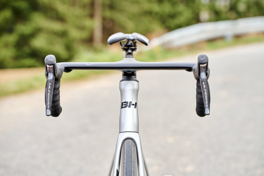 BH Ultralight Evo tested Agile climbing colleague - Velomotion