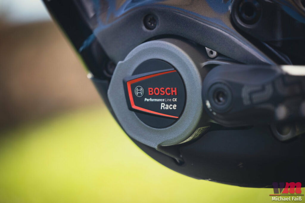 Testing the Bosch CX Race New motor (not only) for racing - Velomotion