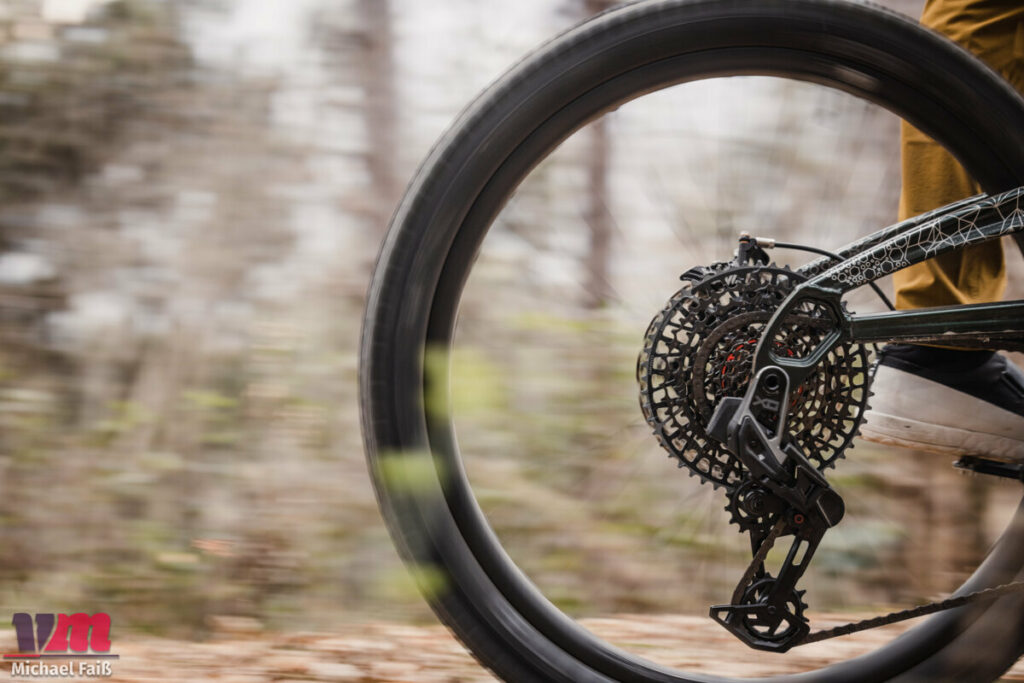 Sram Eagle Transmission One step back - two steps forward? - Velomotion