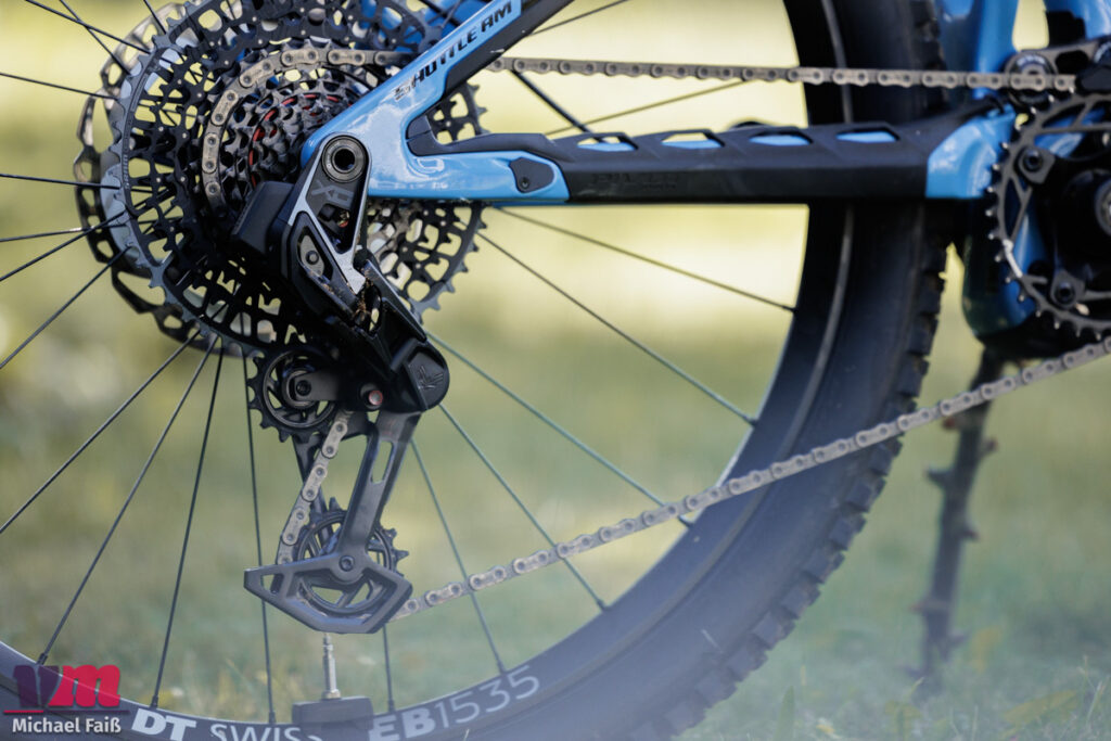 Pivot Shuttle AM tested With full Bosch power and record-breaking ...