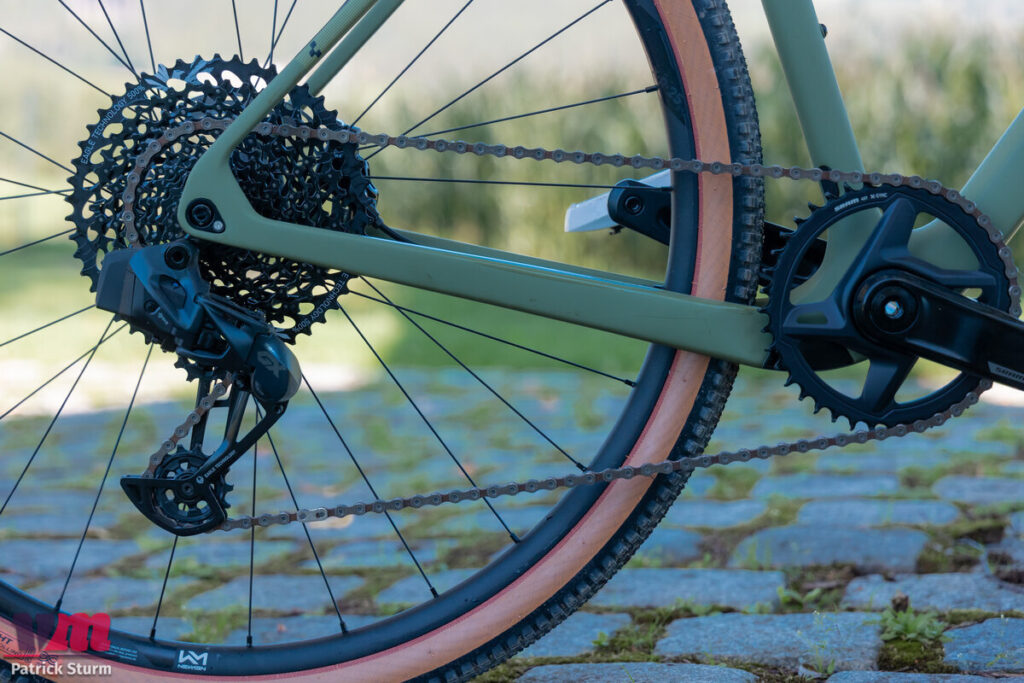 Cube Nuroad C:62 SLX in the test Robust all-rounder for stable ...
