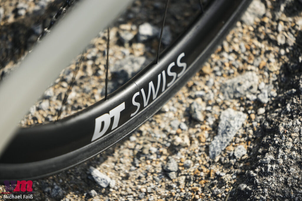 The DT Swiss A1800 Spline in the test First-class aero performance made ...