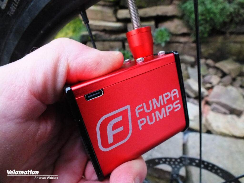Mini-compressorpomp voor estheten in de test Fumpa Pumps miniFUMPA ...